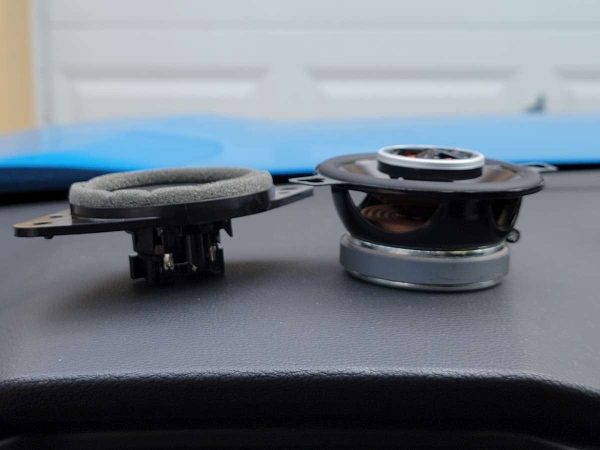 How-to Upgrade the Dashboard Speakers on 2020 Toyota RAV4 with JBL Club ...