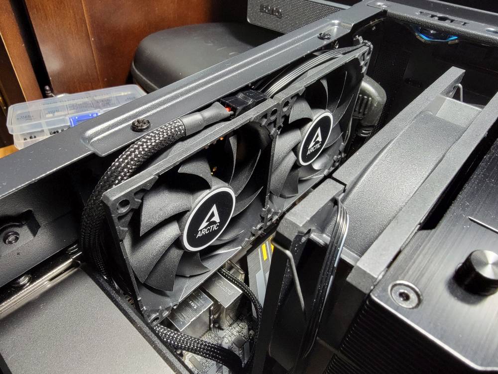 Adding Two 80mm Arctic F8 PWM Case Fans to the Gamin PC Setup | Review ...