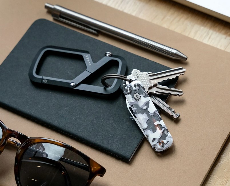 The Elko Acetate by The James Brand Review – A Beautifully Crafted ...