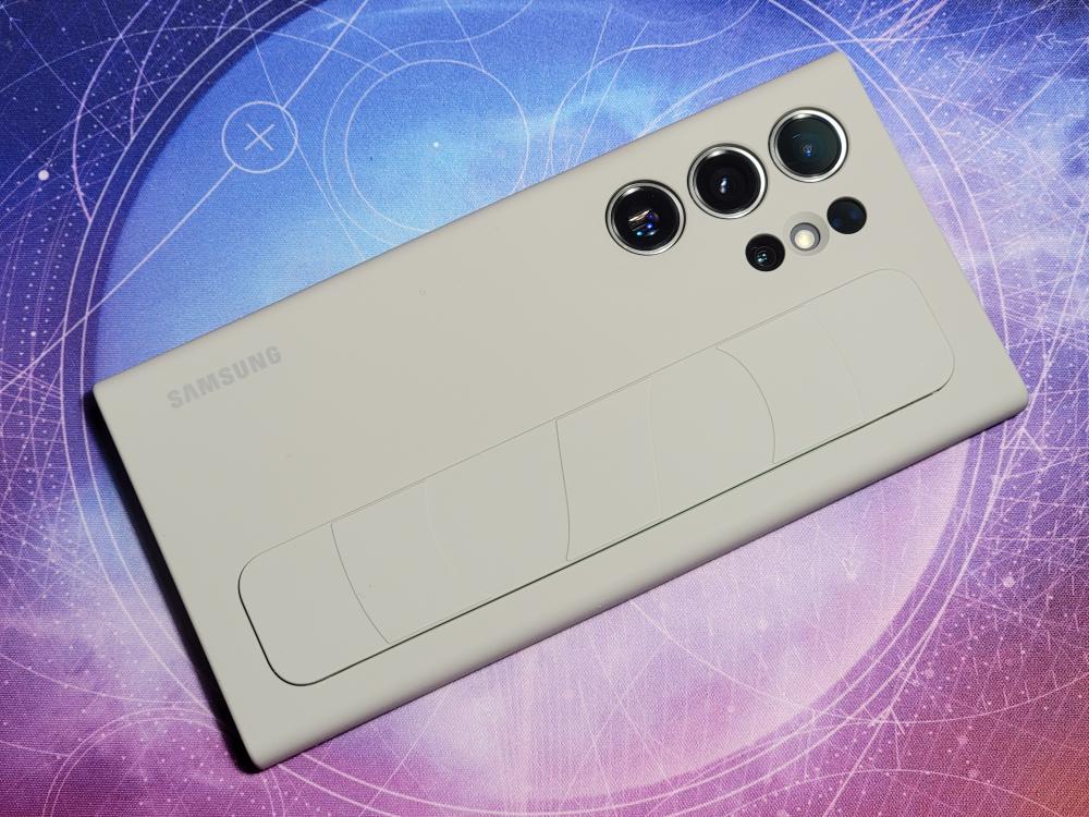 Samsung Grip Case for the Galaxy S24 Ultra Review – The Gamer With Kids